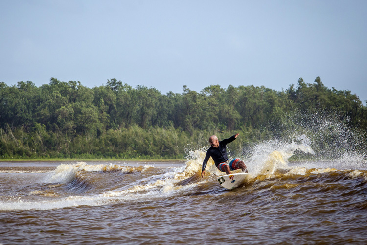 What Is A Tidal Bore Epic Surf Australia What Is A Tidal Bore Epic Surf Australia